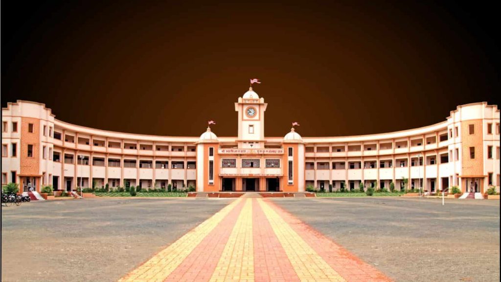 Need of Gurukul in Modern Era - Shree Swaminarayan Gurukul ...