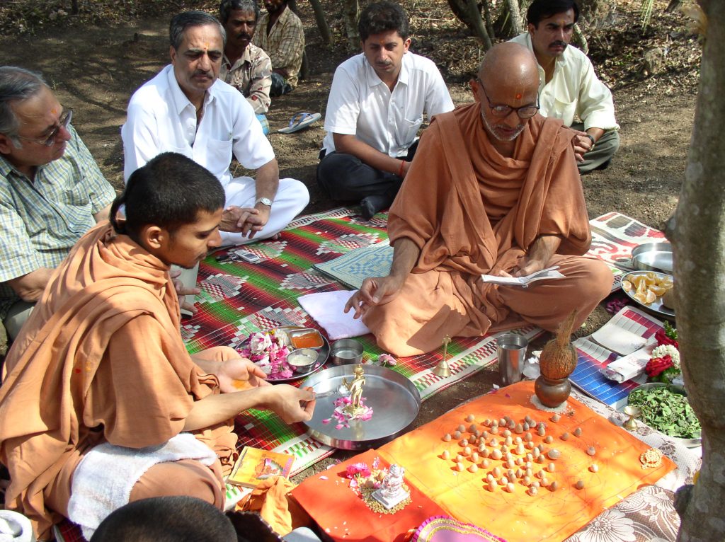 First Bhumipuja of Gurukul Bangalore - Shree Swaminarayan Gurukul ...
